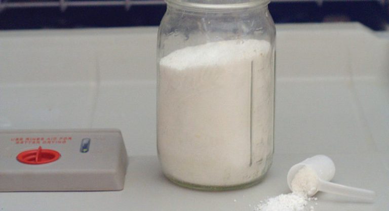 Homemade Ironing Starch | The Gracious Wife