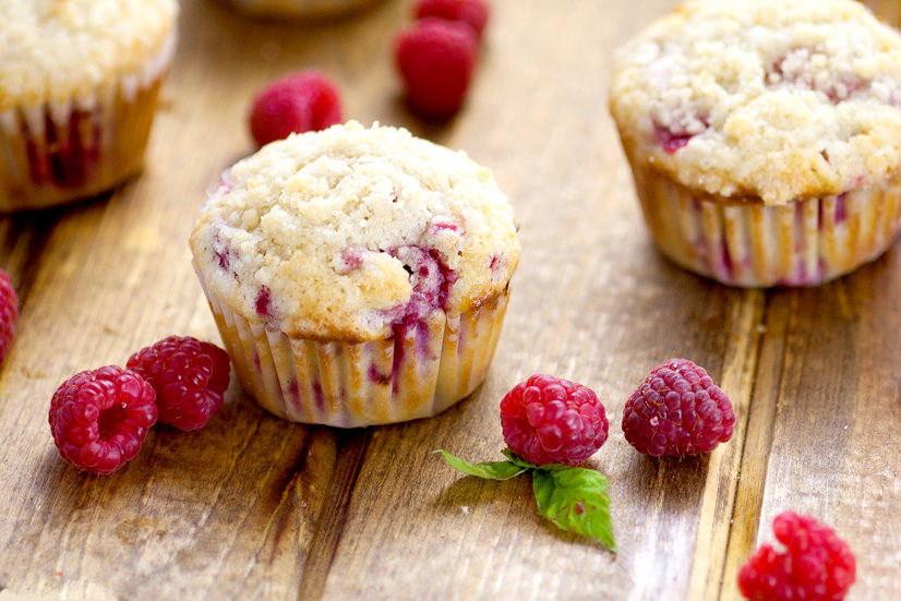 Raspberry Streusel Muffins | The Gracious Wife